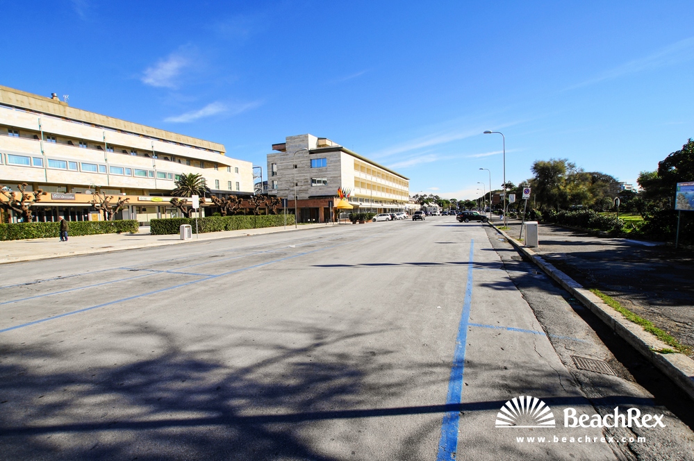Beach Tirrenia - Tirrenia - Toscana - Italy | Beachrex.com