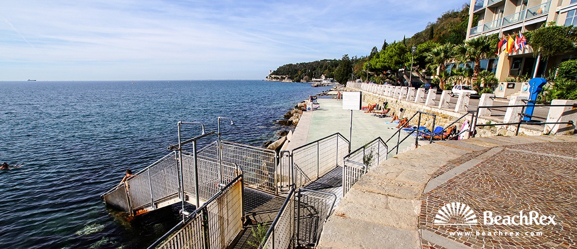 Beach Sticco - Grignano - FriuliVenezia Giulia - Italy | Beachrex.com