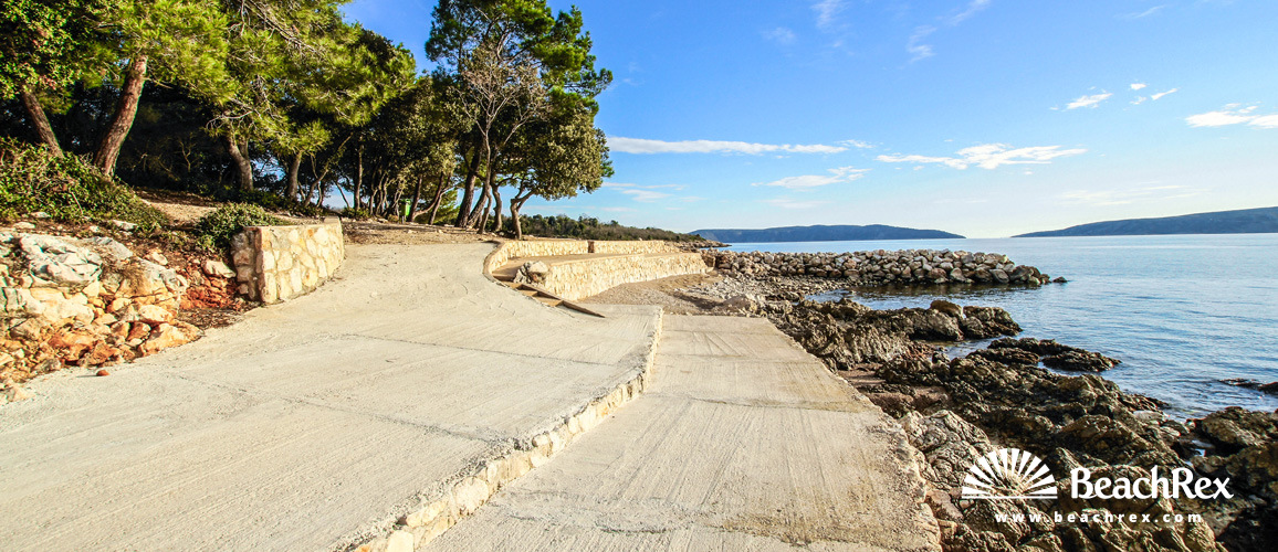 Beach Jert - Pinezići - Island Krk - Kvarner - Croatia | Beachrex.com