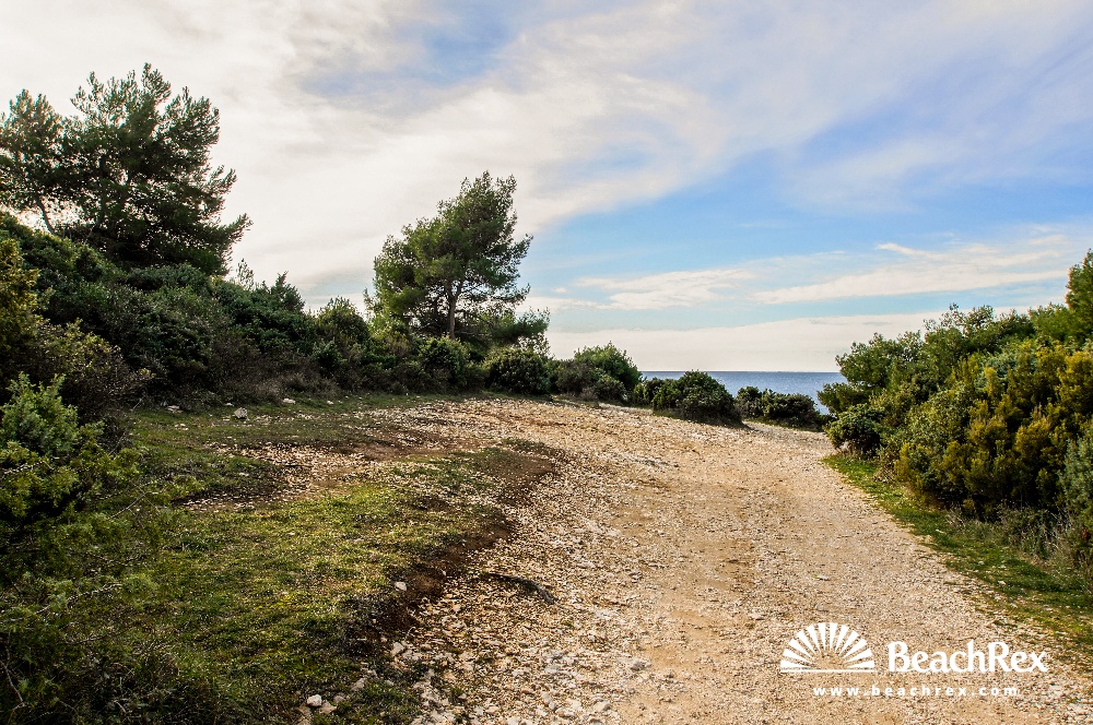 Beach Njive - Premantura - Istra - Croatia | Beachrex.com
