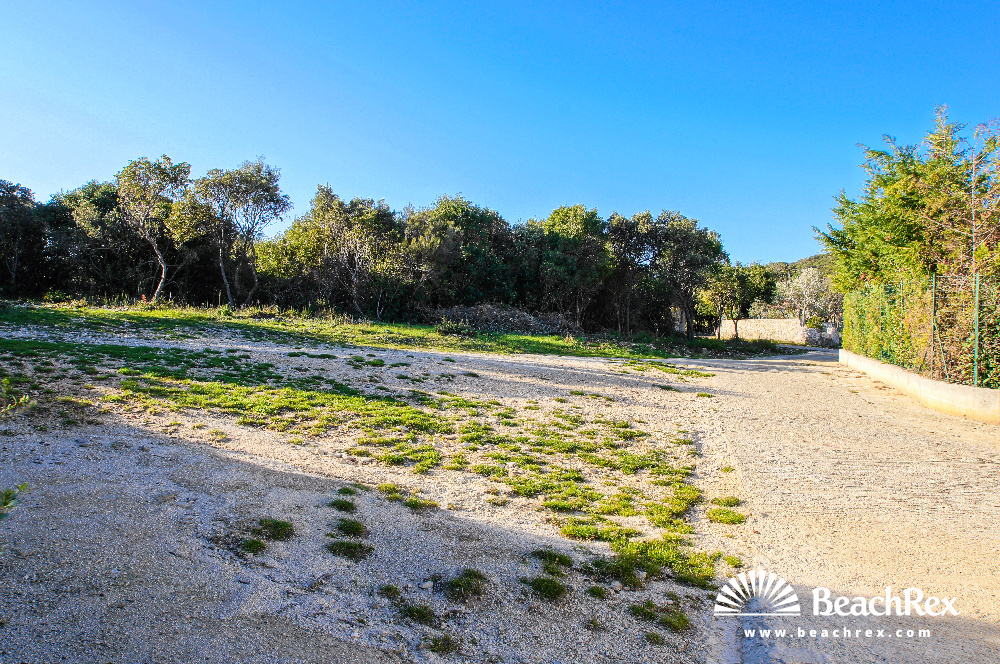 Beach Uvala Kavran - Kavran - Istra - Croatia | Beachrex.com