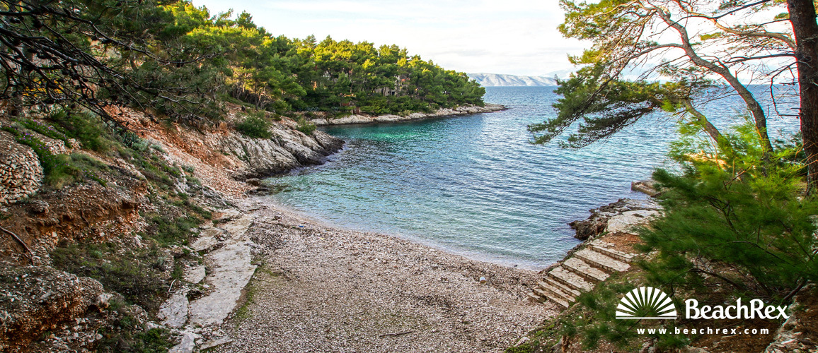 Beach Bočić - Jelsa - Island Hvar - Dalmatia Split - Croatia | Beachrex.com
