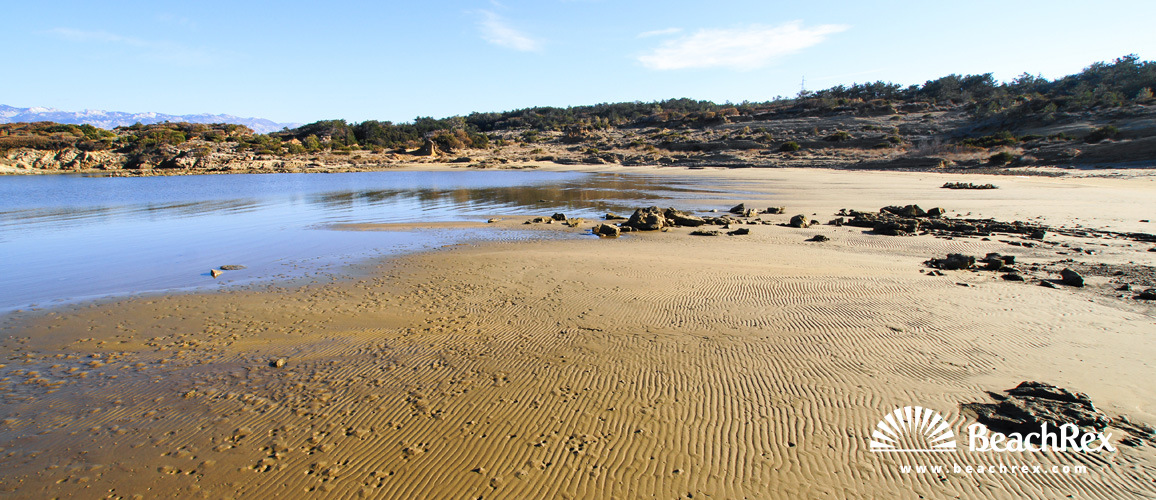 Beach Ciganka - Lopar - Island Rab - Kvarner - Croatia | Beachrex.com