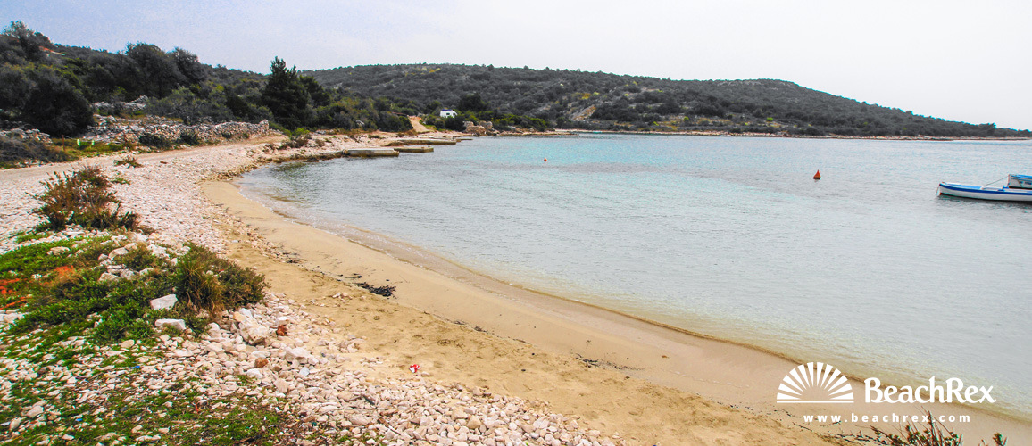 Beach Stari Trogir - Sevid - Dalmatia Split - Croatia | Beachrex.com
