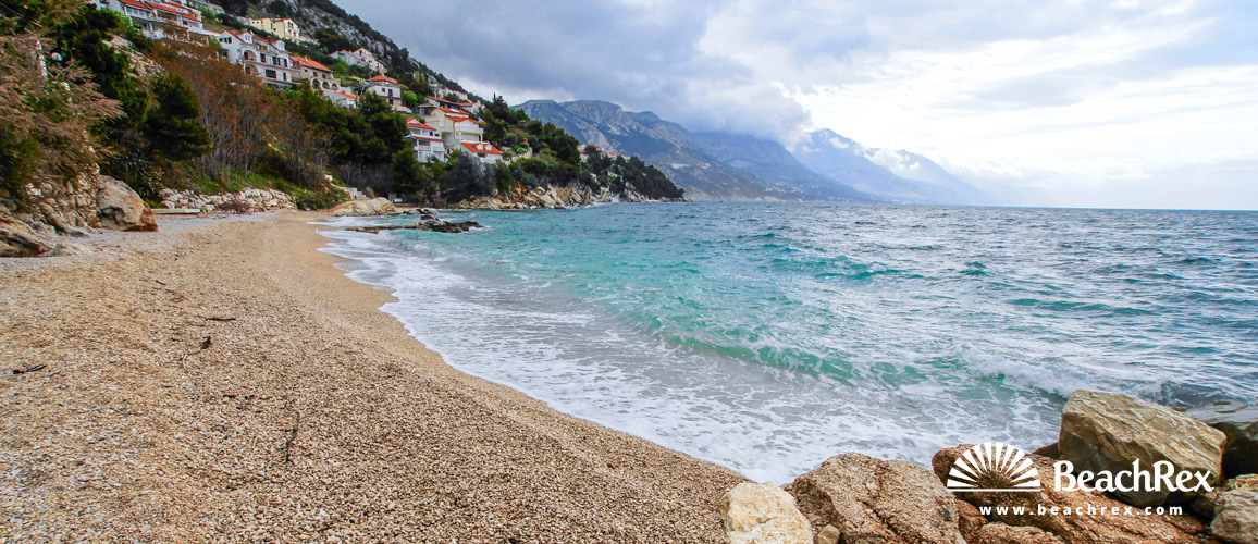 Beach Pisak - Pisak - Dalmatia Split - Croatia | Beachrex.com