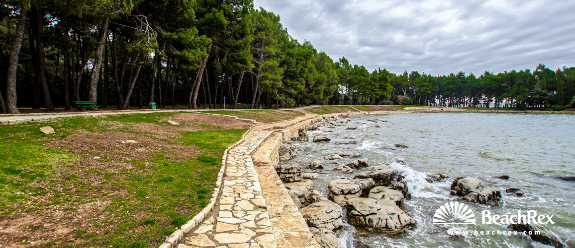 Beach Kuvi - Rovinj - Istra - Croatia | Beachrex.com