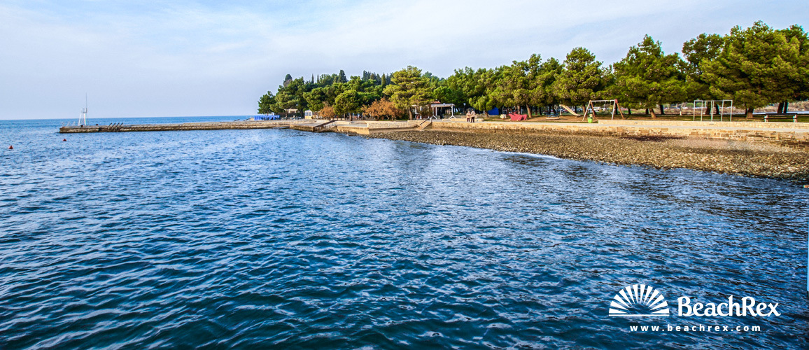 Beach Strunjan - Strunjan - Obalno kraška - Slovenia | Beachrex.com
